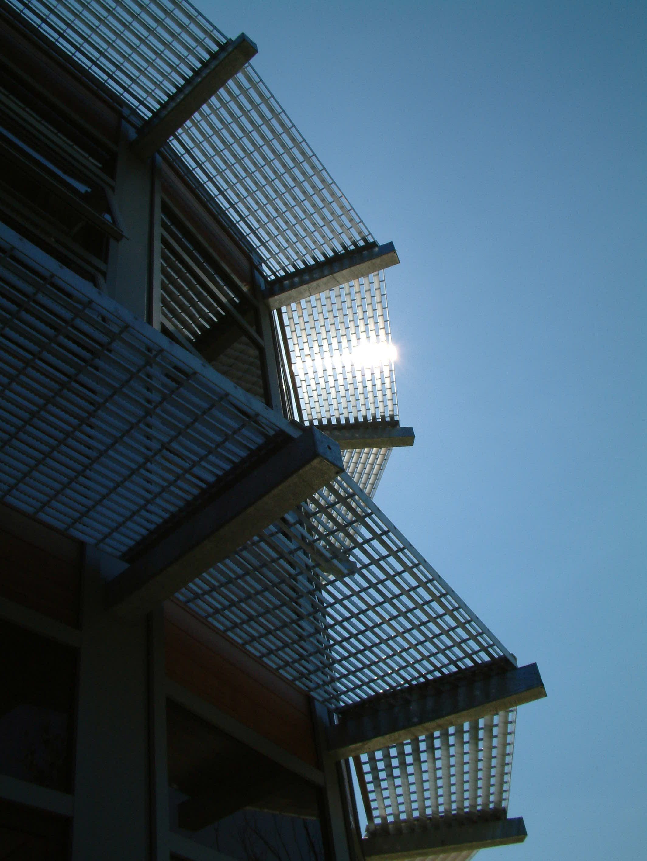 Louvredek Solar Shading | Roof & Facade, Solar Shading | Neaco